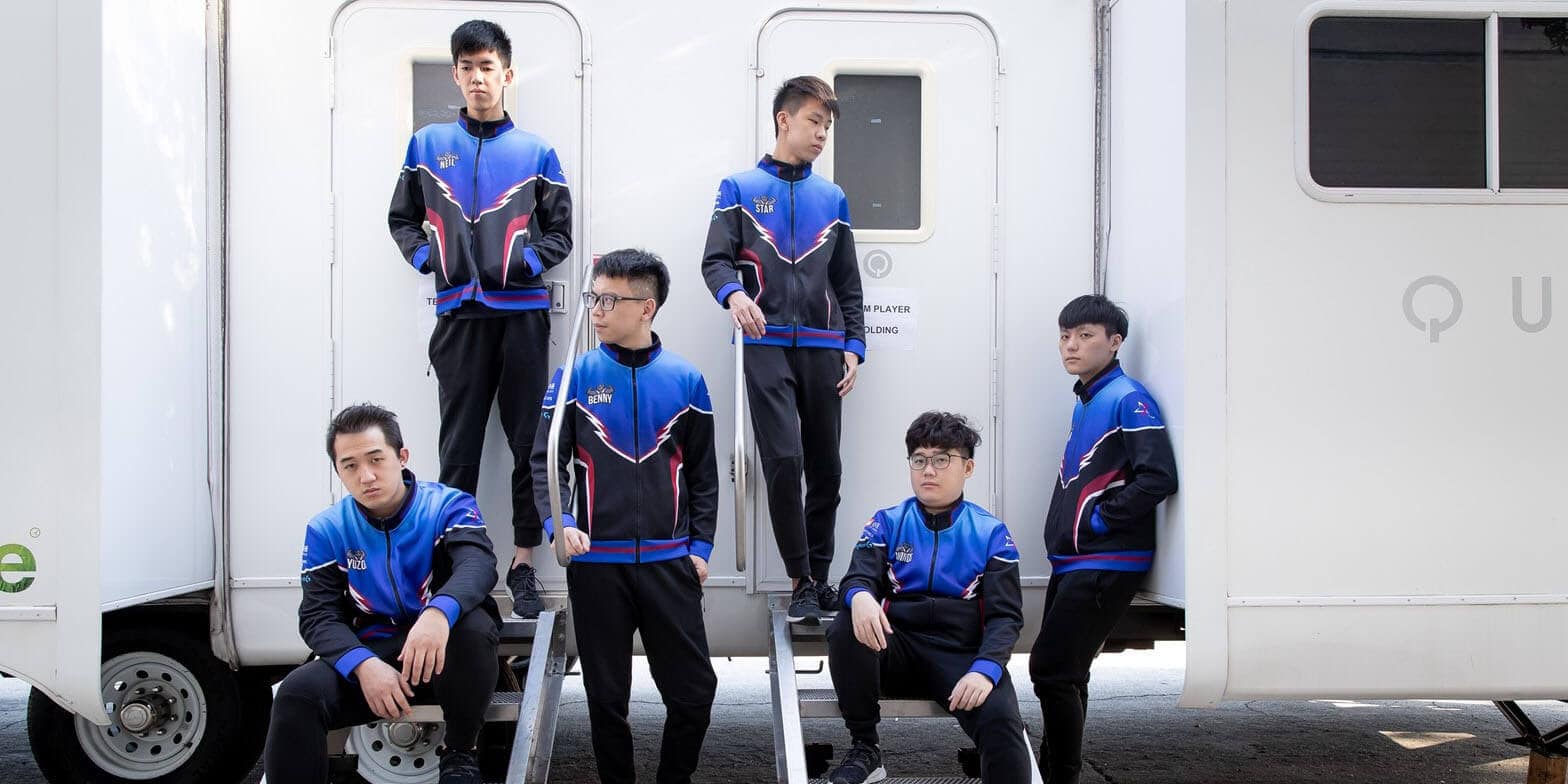 J Team傳說對決2:1擊敗越南代表隊，拿下AWC世界賽第一場勝利！ | XFastest News