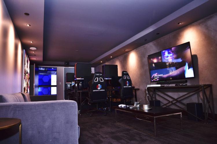 金字塔內的 HyperX Esports Arena 讓 Las Vegas 也可很電競！ | XFastest News