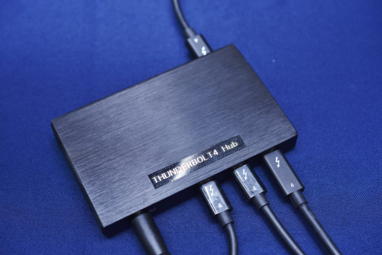 Intel Thunderbolt 4 Compact Dock（HUB）與 TB4 Dock 搶先看 | XFastest News