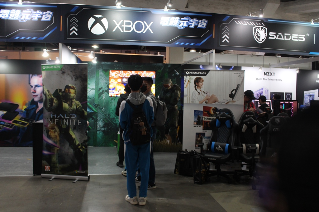 GAMFORCE 2022 XBOX 現場多款遊戲隨時單挑，玩樂就是這麼簡單 | XFastest News