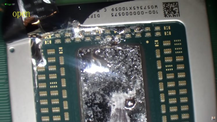 PS5 直立擺放讓你液流滿面 !? 嚴重情況液態金屬恐流滿主機板！ | XFastest News