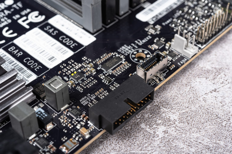 Intel 可超頻 Xeon W-3400 處理器與 Supermicro X13SRA-TF 工作站主機板搶先看 | XFastest News