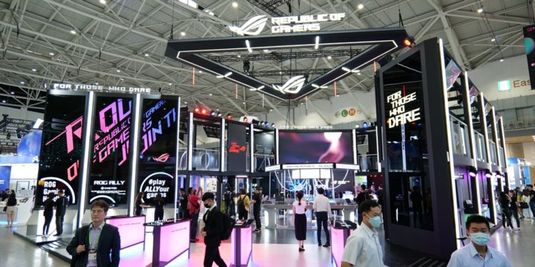 COMPUTEX 2023 ASUS 展出 ROG 散熱產品、MATRIX 顯卡強勢回歸、TUF Gaming 升級版背插主板、ProArt ...