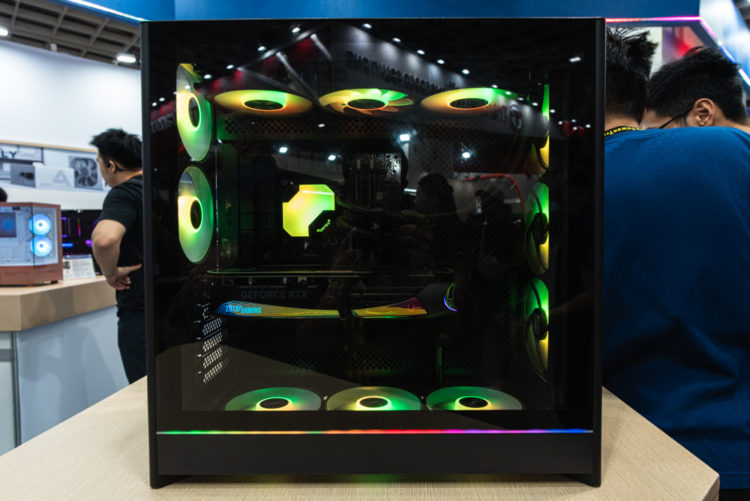 MONTECH 君主國電展火力展示 KING 95 MEGA PRO, HS01, SKY 3, AIR 200, XR, HS01 Mini ...