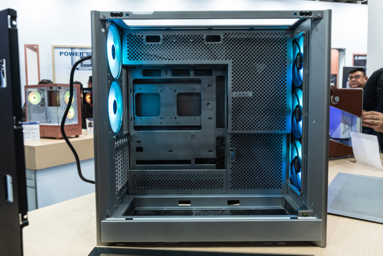 MONTECH 君主國電展火力展示 KING 95 MEGA PRO, HS01, SKY 3, AIR 200, XR, HS01 Mini ...