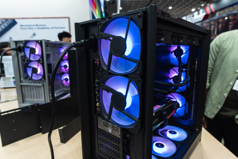 MONTECH 君主國電展火力展示 KING 95 MEGA PRO, HS01, SKY 3, AIR 200, XR, HS01 Mini ...