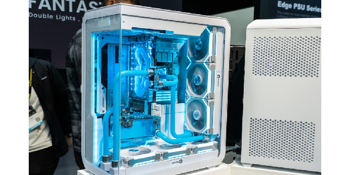 SSUPD 展出異型海景房機殼 XHUTTLE : 緊湊但空間規劃巧妙 | XFastest News